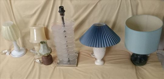 Antikvitetni lusteri i lampe | Halo oglasi