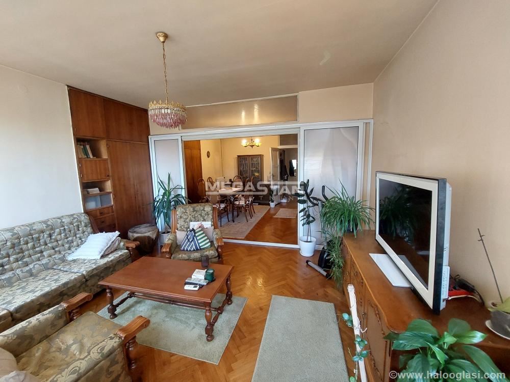 Slavija-Deligradska | Halo Oglasi