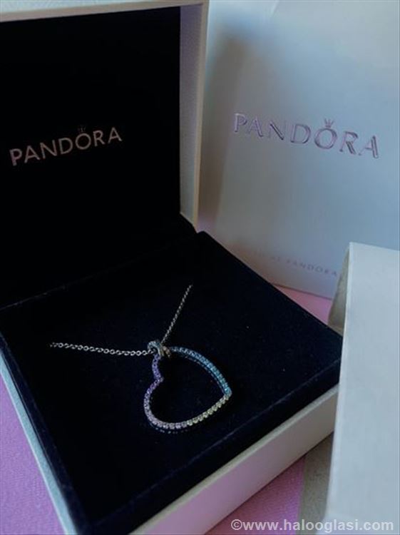 Pandora srebrna ogrlica sa Swarovski kristalima | Halo Oglasi