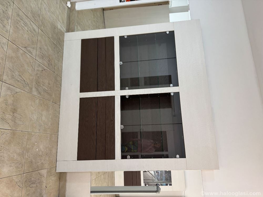 Vitrina ormari vrata | Halo Oglasi