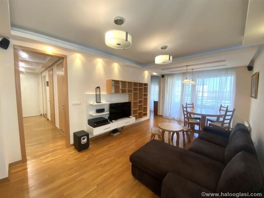Novi Beograd - Belvil-107m2-Dva garažna mesta-Uknj | Halo Oglasi