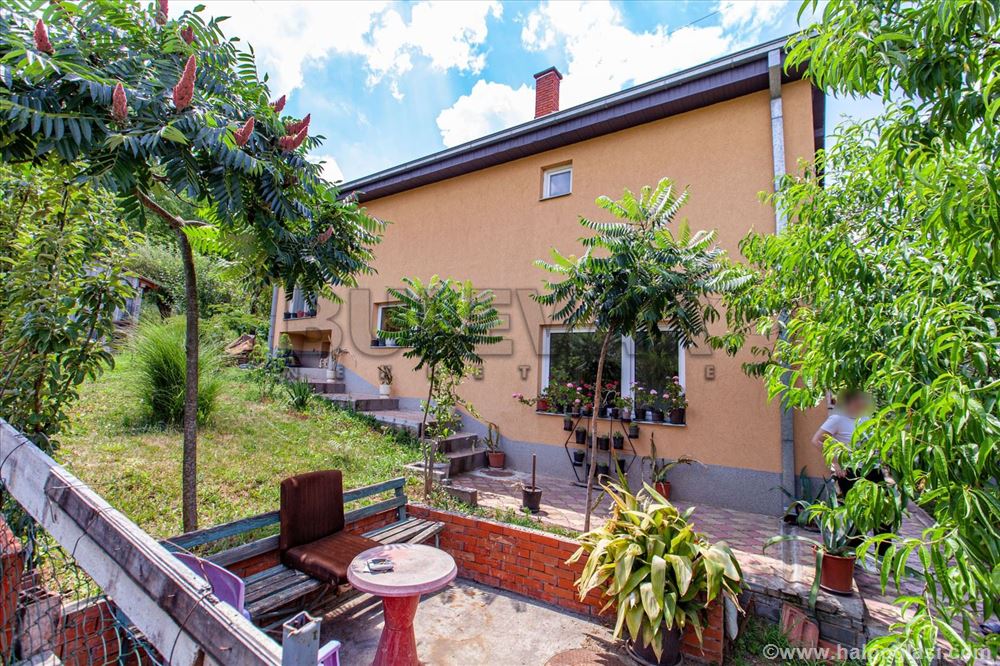 Lepa porodična kuća 224m2, Niška banja | Halo Oglasi