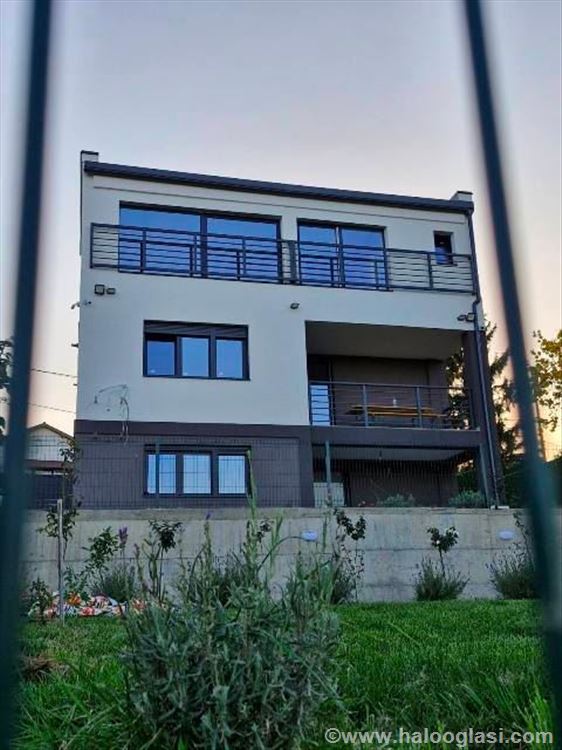 Avala - Izvanredna, nova luks vila! Dobra ponuda! | Halo Oglasi