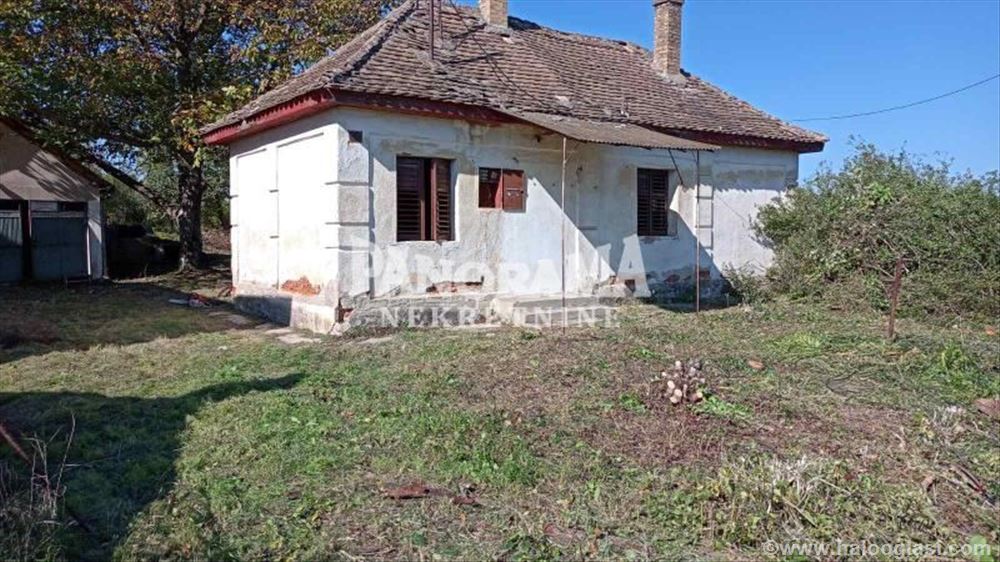 Stepojevac(Leskovec),kuća na 12 ari placa ID#3162 | Halo Oglasi