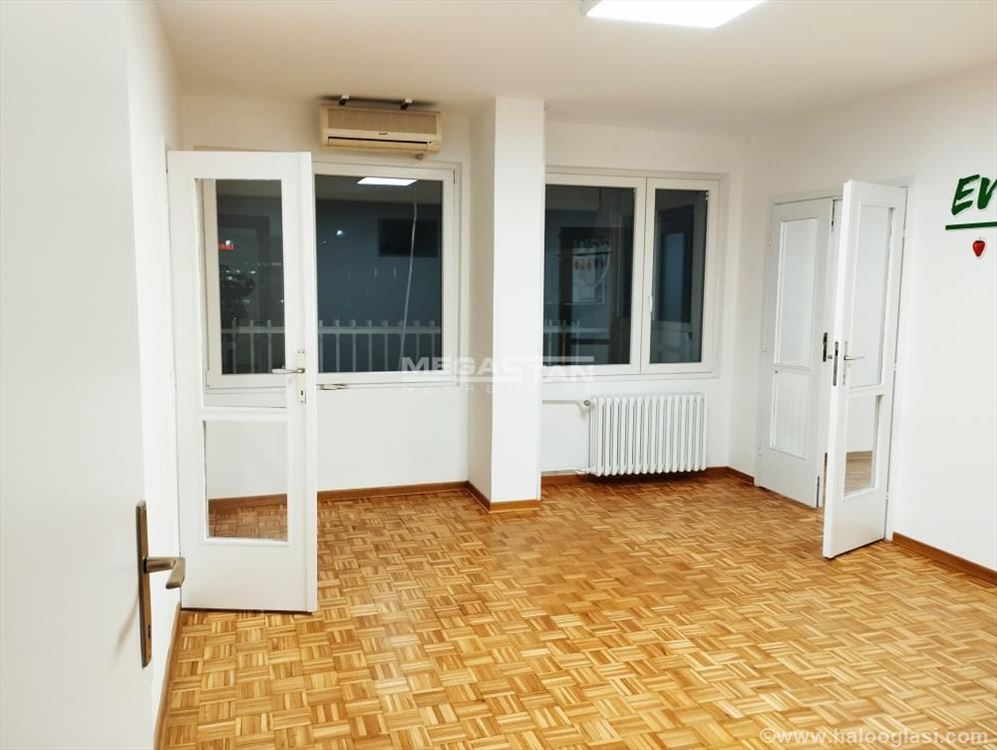 Blok 30, Novi Merkator, 4.0, renoviran, | Halo Oglasi