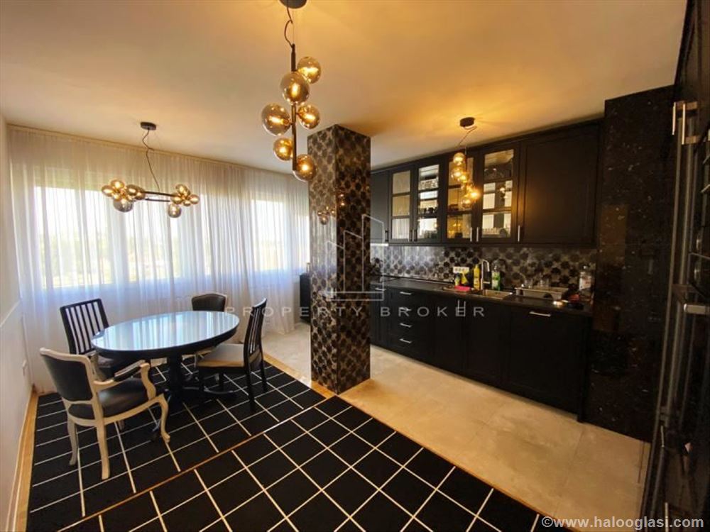 Novi Beograd, prostran, useljiv ID#3597 | Halo Oglasi