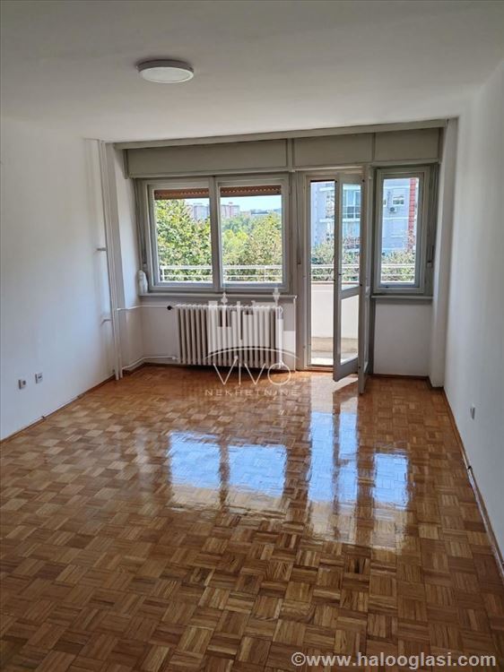 Blok 29,delimično renoviran 2.5 stan ID#1657 | Halo Oglasi