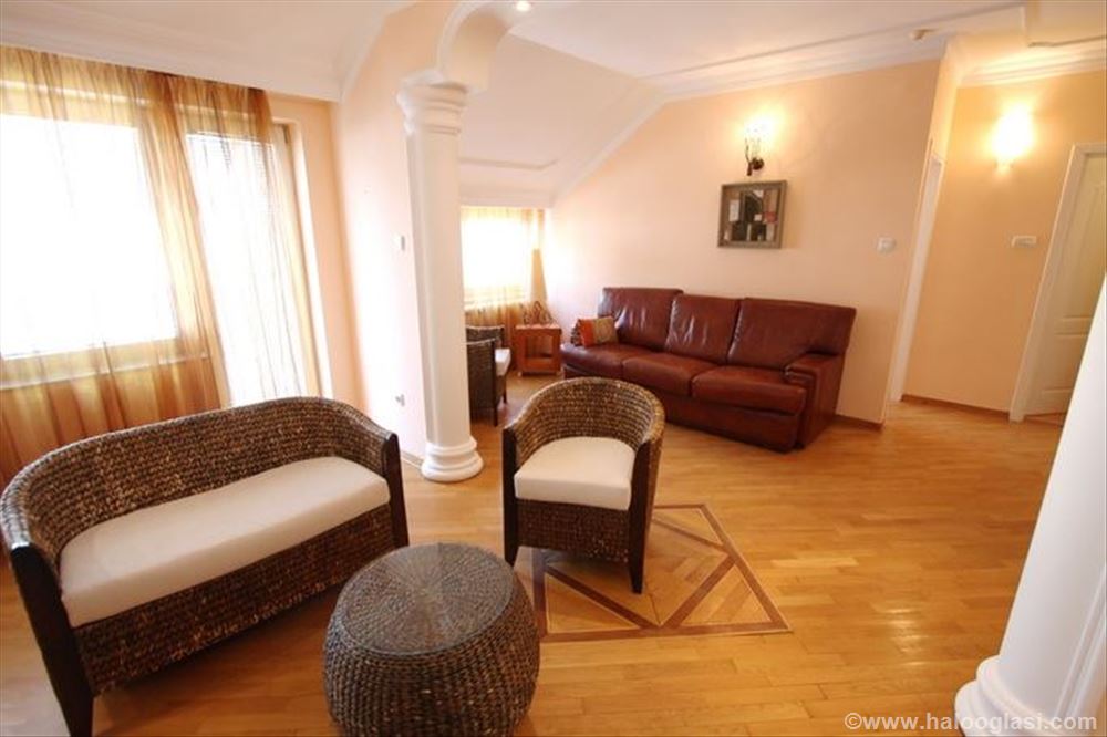 Renoviran, lep stan u blizini Hrama, Vračar,ID8852 | Halo Oglasi