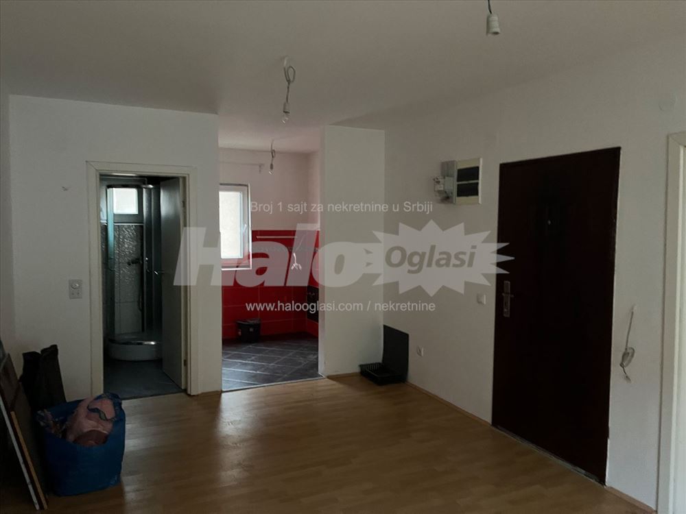 Kotez 1,5 stan 37m2 | Halo Oglasi