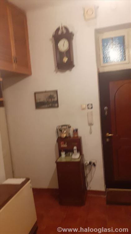 Slavija 3.0, 67m2, salonski | Halo Oglasi