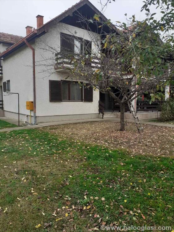 Dve kuće na prodaju u Ilićevu, 213m2 | Halo Oglasi