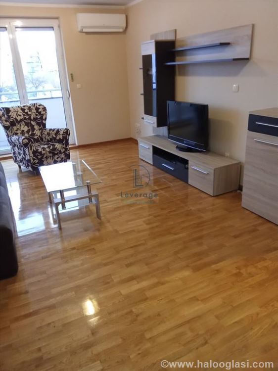 Stari Grad, Takovska, 52m2 | Halo Oglasi