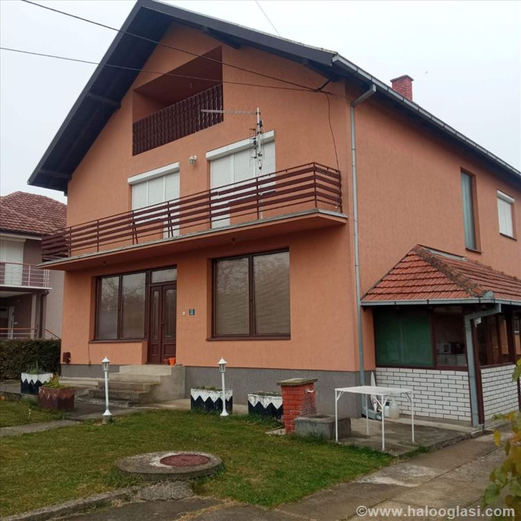 Kuća u Kragujevcu, naselje Šumarice, 114m2 | Halo Oglasi