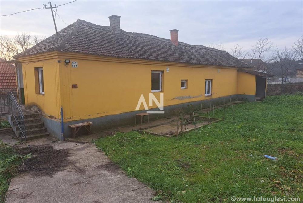 Grocka, Umčari, Nikole Tesle, kuća, 109m2 +11 ari | Halo Oglasi