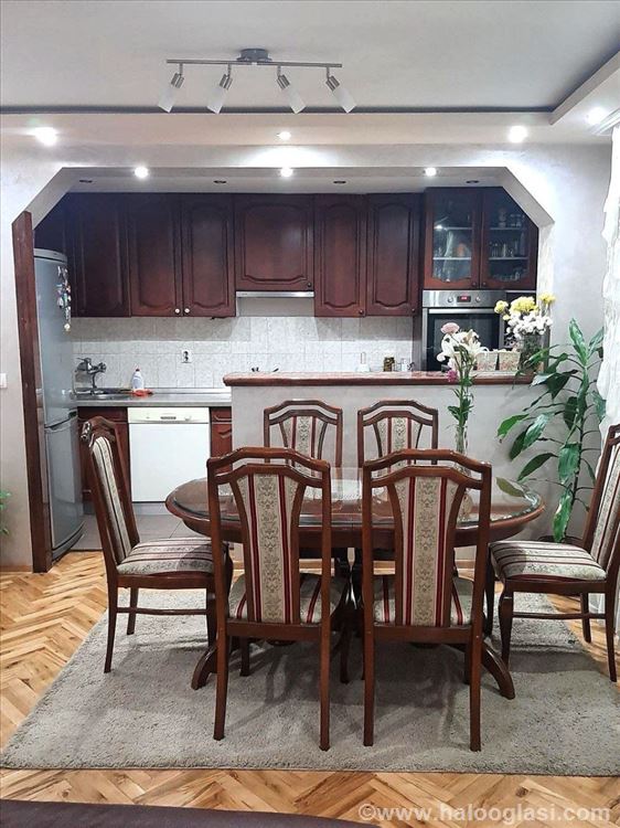 Lepa kuća, Krnjača, 105 m2, 4.5, #1342 | Halo Oglasi