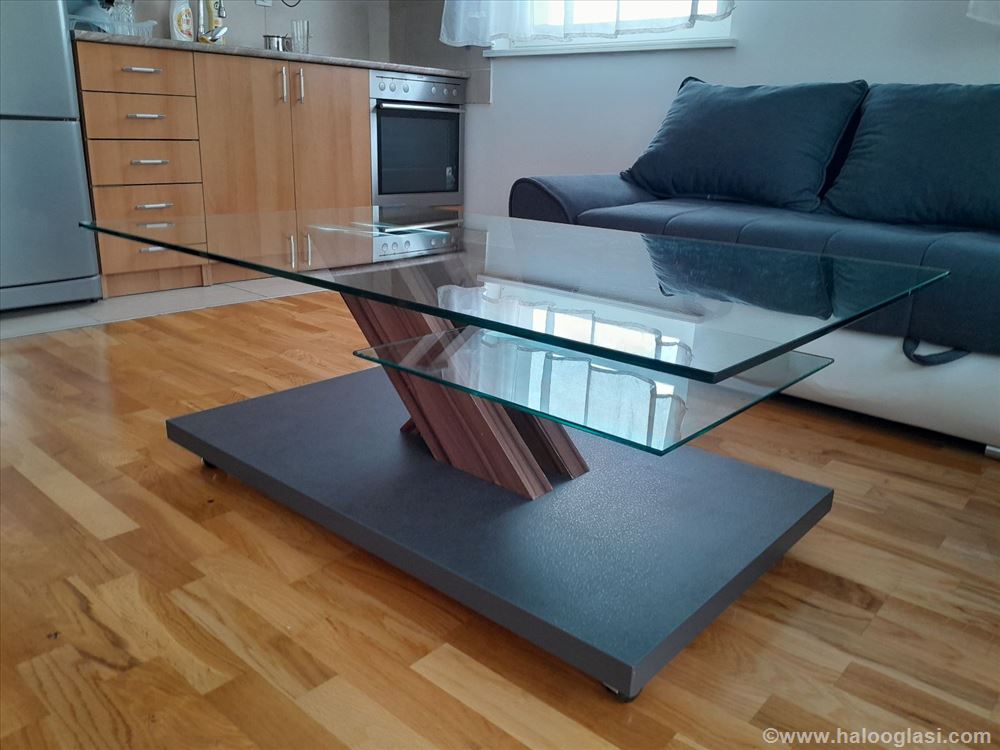 Stakleni klub sto | Halo Oglasi