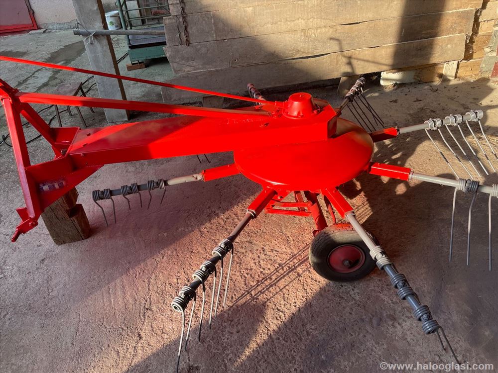 Balerina skupljač sena | Halo Oglasi