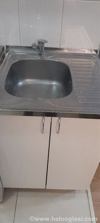 Polovna sudopera sa kuhinjskim elementom | Halo Oglasi