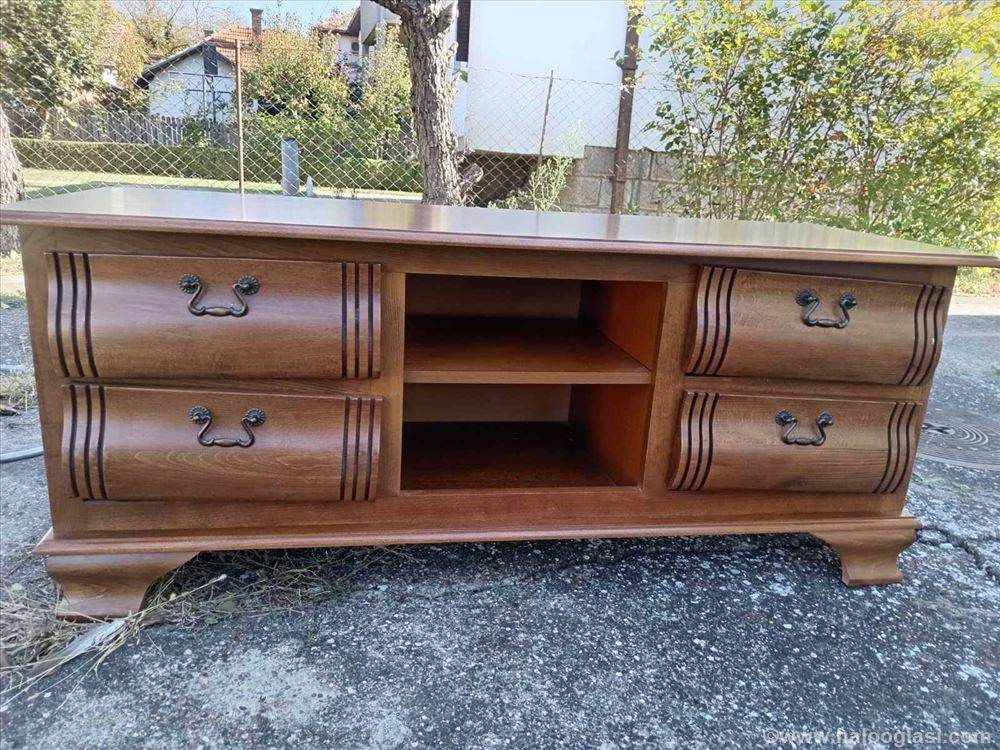 Drvena komoda | Halo Oglasi