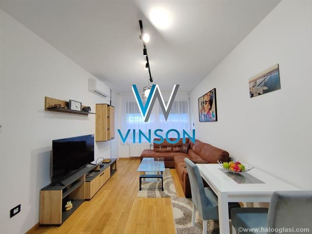 Novi Sad, Spens - Neuseljavan jednoiposoban + Park | Halo Oglasi