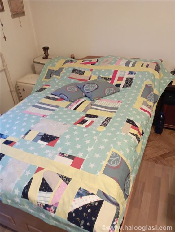 Pokrivač prekrivač dva lica+2jast.sa jastučnicama | Halo Oglasi