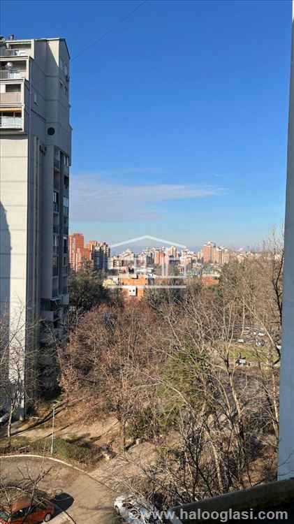 Uknjižen, Labudovo brdo ID#1257 | Halo Oglasi