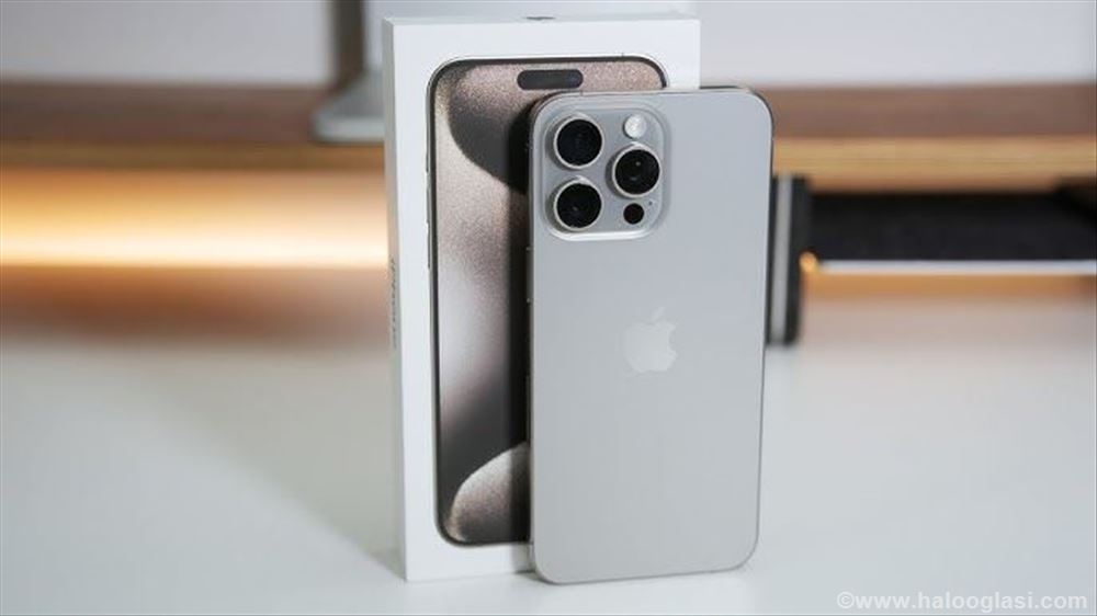 Apple iPhone 15 pro max in box | Halo Oglasi