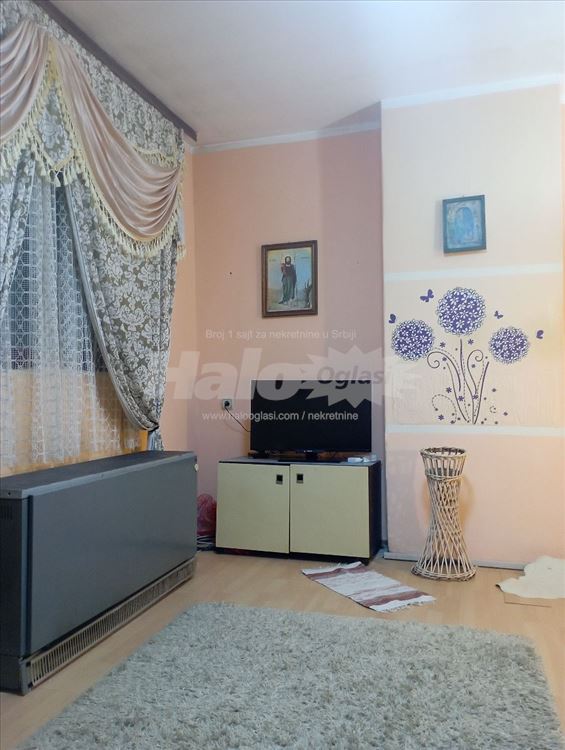 Jednosoban Zemun Novi grad | Halo Oglasi