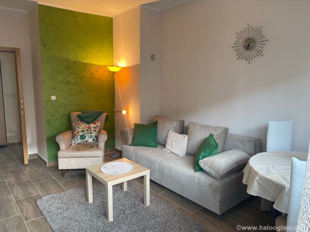 Gadijeva TC Piramida LUX Pet friendly | Halo Oglasi
