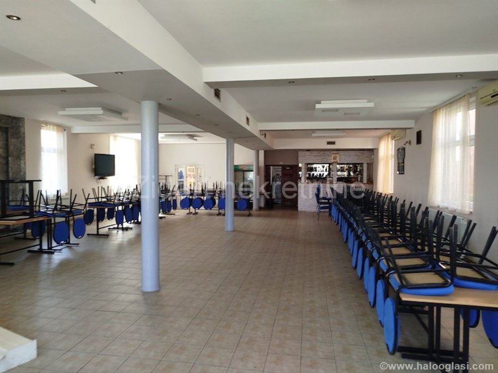 Zemun polje, Plavi horizonti, lokal 190m2 | Halo Oglasi