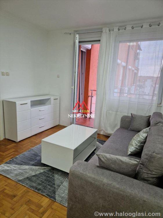 Jednoiposoban stan - 42m2 - Rotkvarija | Halo Oglasi