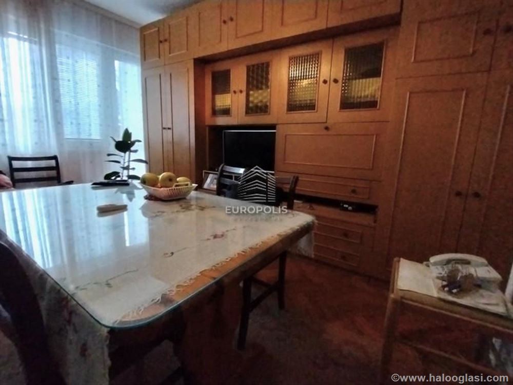 Sestara Strain, Galenika, Zemun ID#7119 | Halo Oglasi