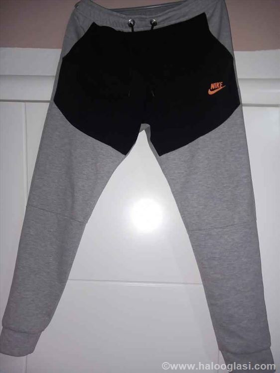 Nike Tech Fleece oRIGINAL Komplet | Halo Oglasi