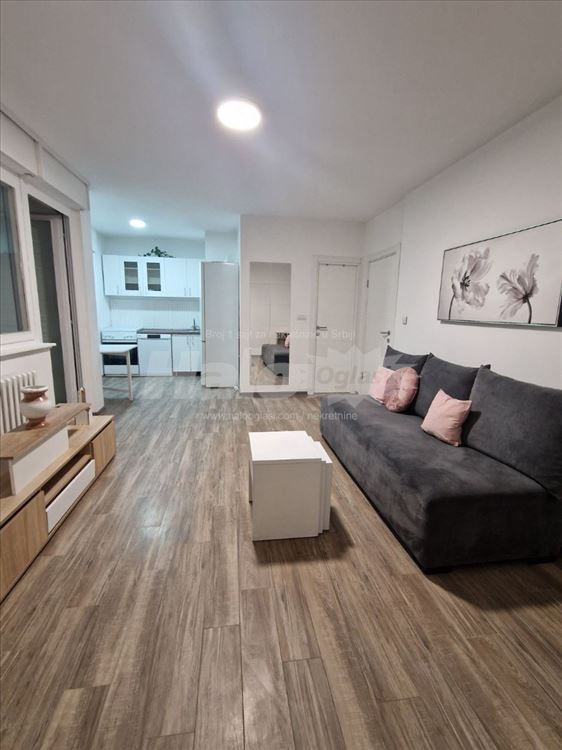 Novi Beograd, blok 63, trosoban stan | Halo Oglasi