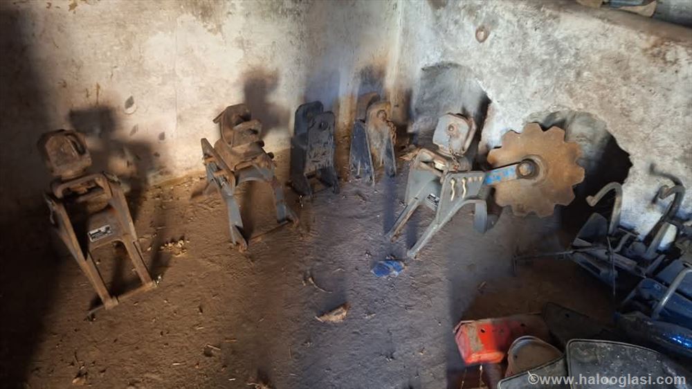 Na prodaju delovi za IMT traktore i ruseve | Halo Oglasi