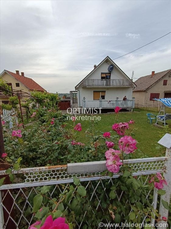 Vranić, Bratstva i jedinstva, 100m2 na 15 ari plac | Halo Oglasi