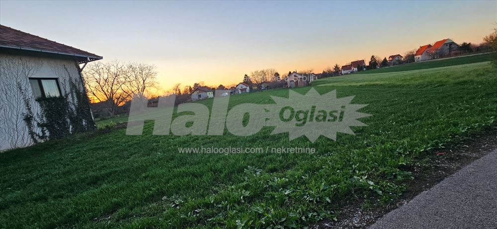 Prodajem plac u vikend naselju, Belegiš | Halo Oglasi