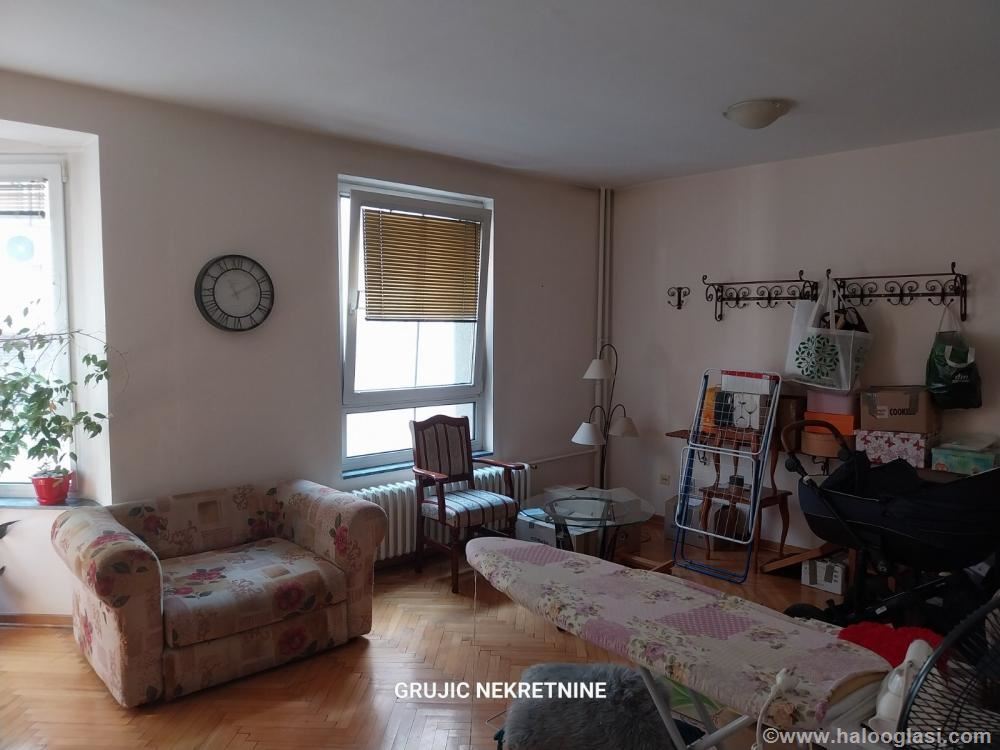 Slavija , 3.0,lodja,3/5, ID#1561 | Halo Oglasi