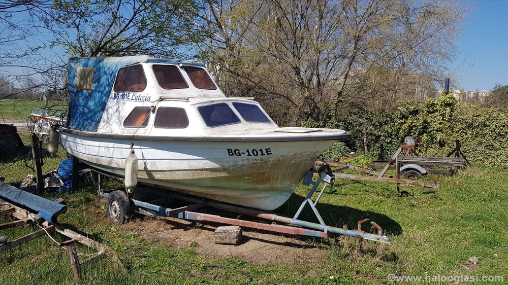 Camac Poliester Priboj | Halo Oglasi
