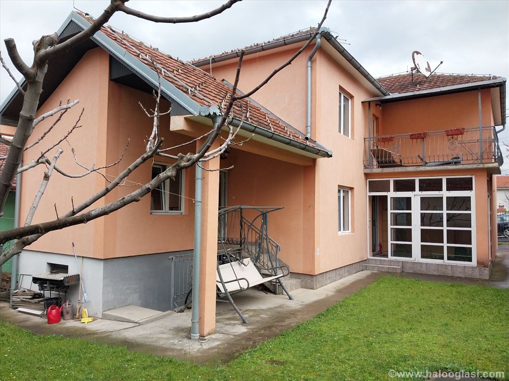 Kuca novije gradnje na Pivari | Halo Oglasi