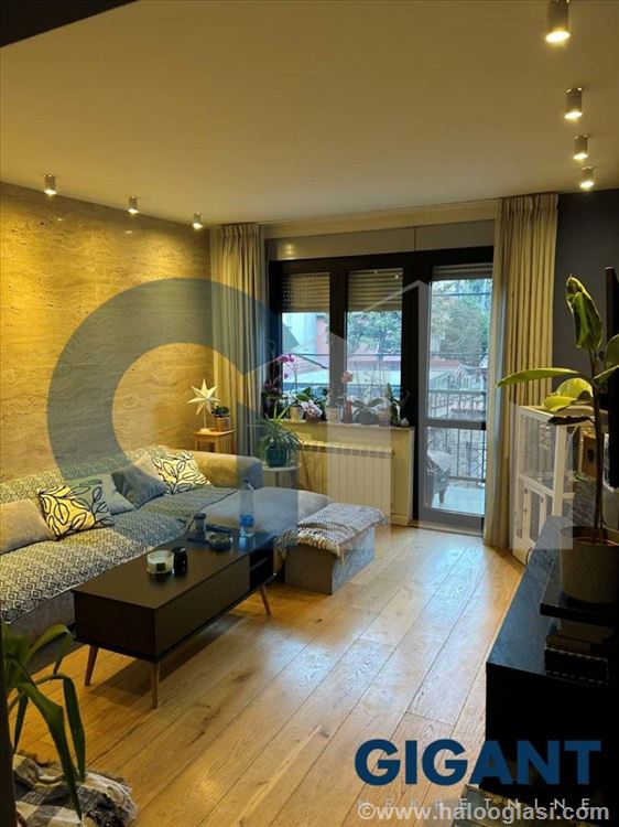 Lion, 72m2, I, cg | Halo Oglasi