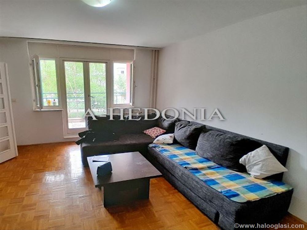 B. Kosa III, Milana Vujaklije, 3.5, dvostran | Halo Oglasi