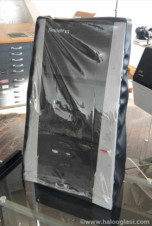 Hasselblad Flextight X5 Scanner | Halo Oglasi