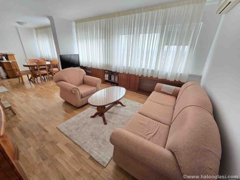 Centar,Topličin venac,lep,svetao,renoviran ID#1813 | Halo Oglasi