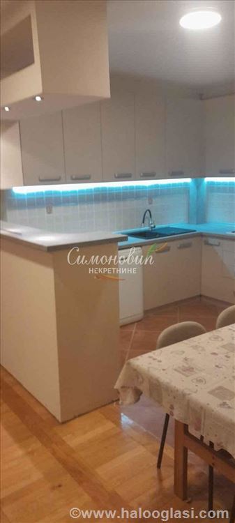 Medaković padina, 4.0, 110m2, terasa, eg, namešten | Halo Oglasi