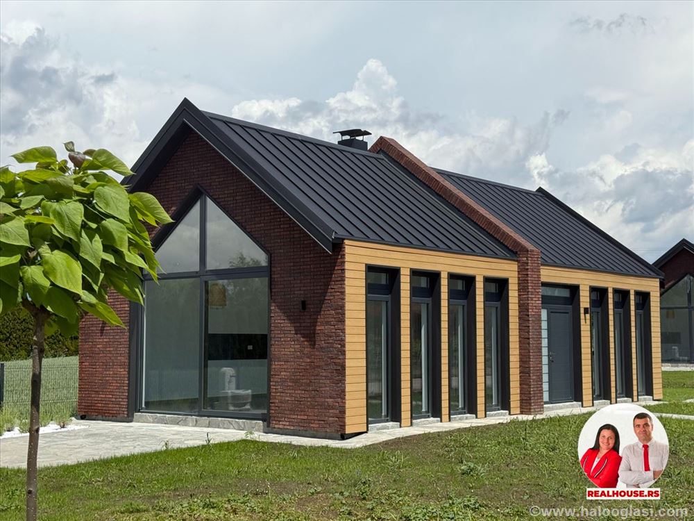 Surduk-savrsen spoj arhitkture i prirode | Halo Oglasi