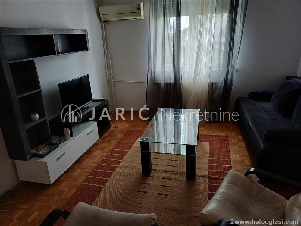 B.Kosa 44m2.1.0.PF!Odmah useljiv! | Halo Oglasi