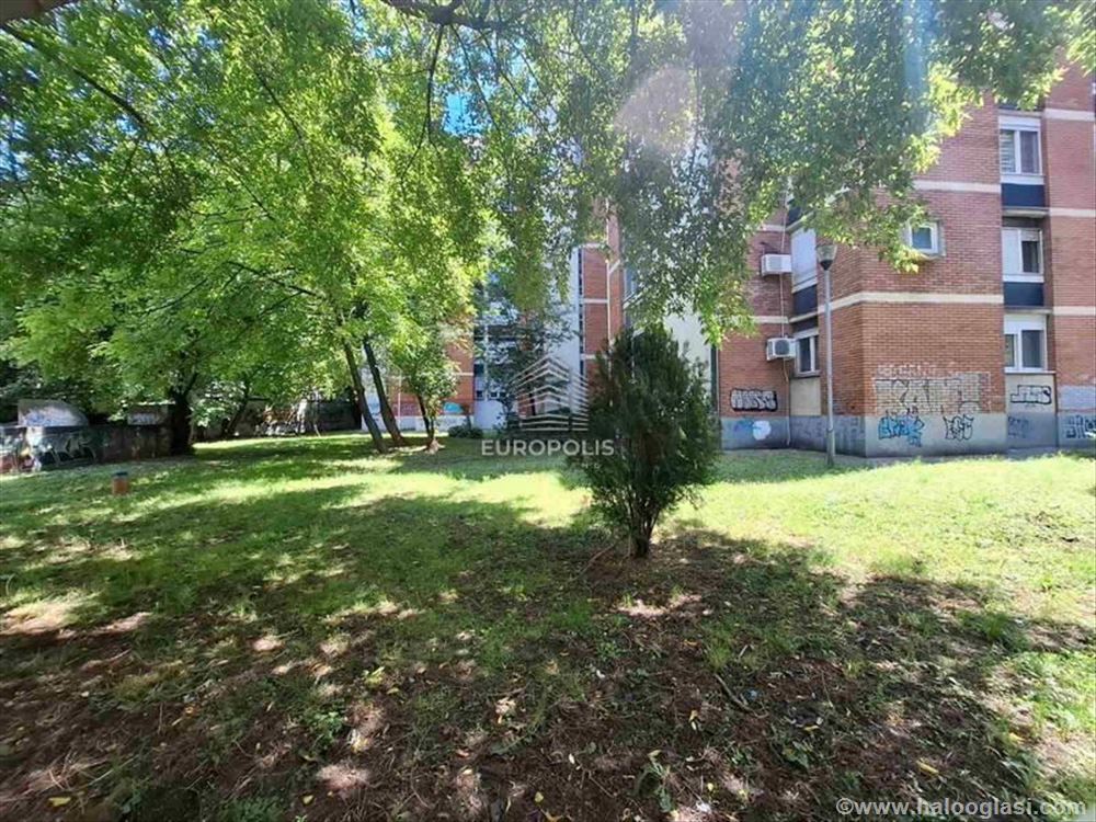 Stari Merkator, 5.0, retko u ponudi ID#7628 | Halo Oglasi