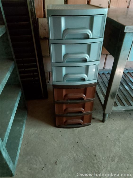 Police, fiokar za kupatilo | Halo Oglasi