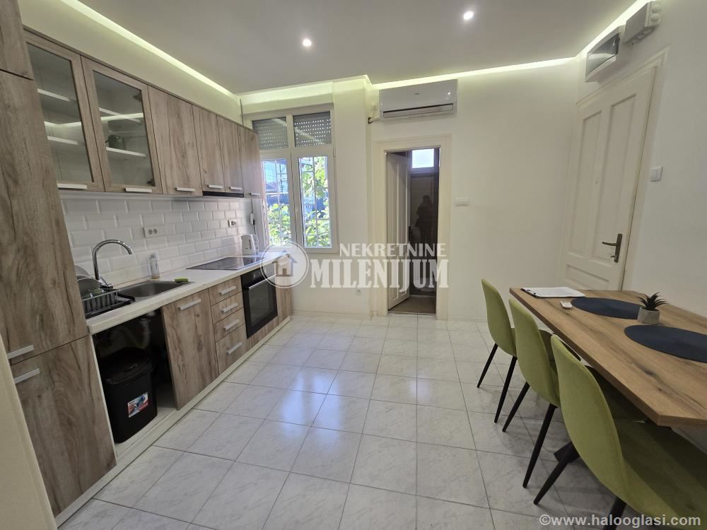 Lux garsonjera u centru ID#2044 | Halo Oglasi